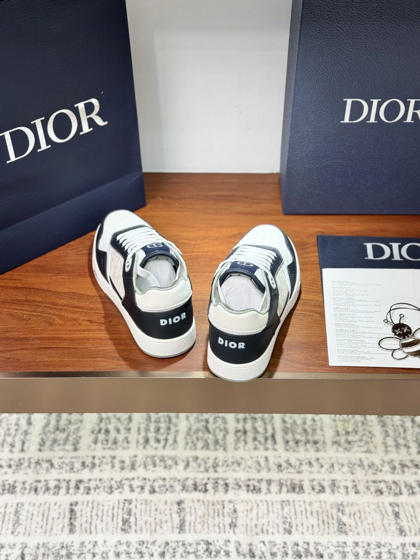 Low-cost Christian Dior Sneaker