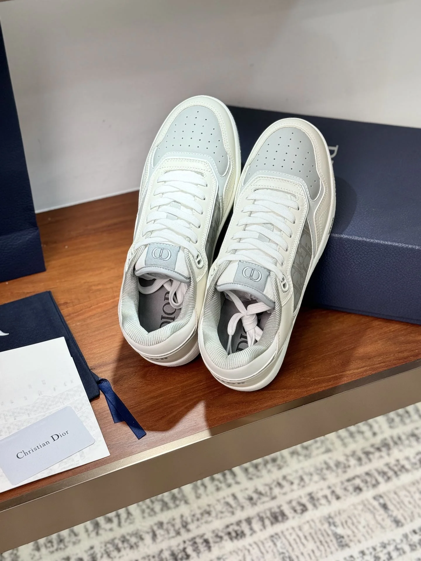 Affordable Christian Dior Sneaker