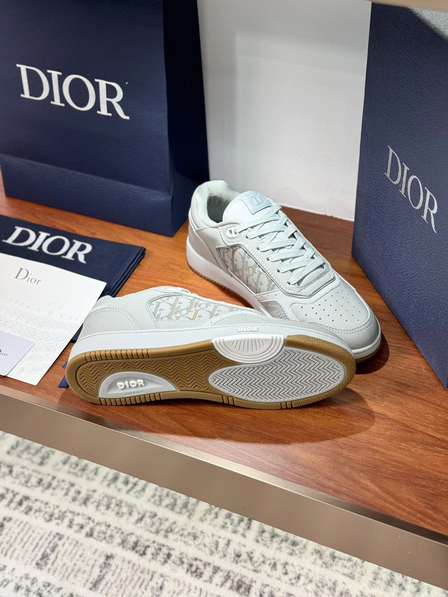 High accuracy Christian Dior Sneaker
