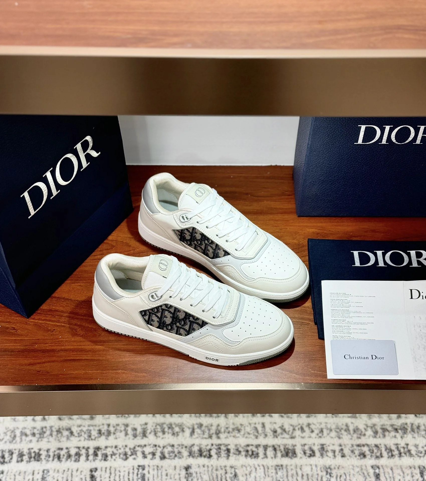 Precise copy Christian Dior Sneaker