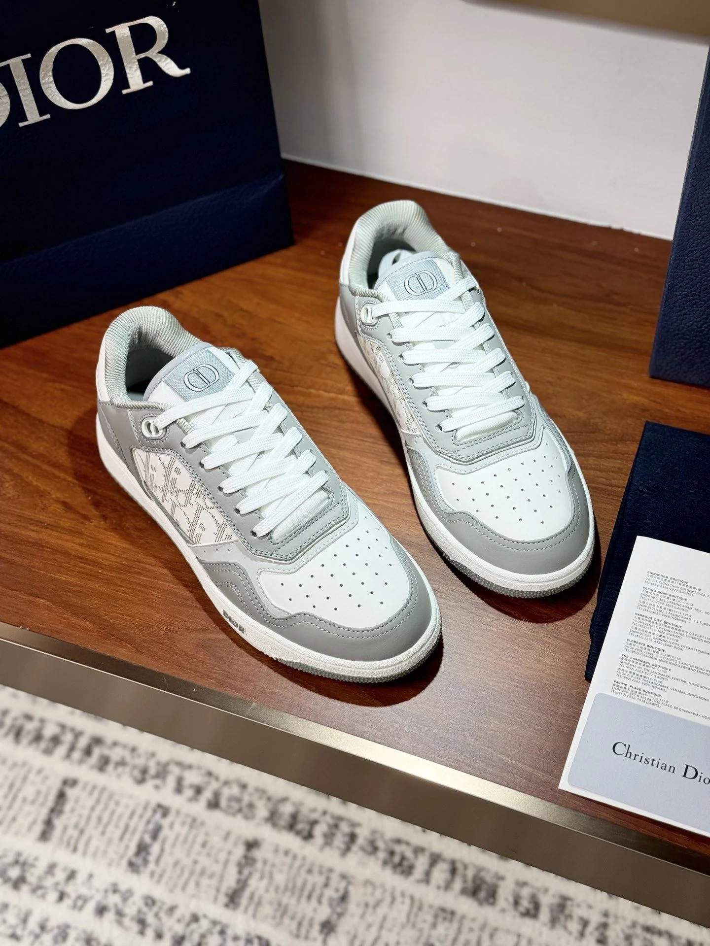 Bargain Christian Dior Sneaker