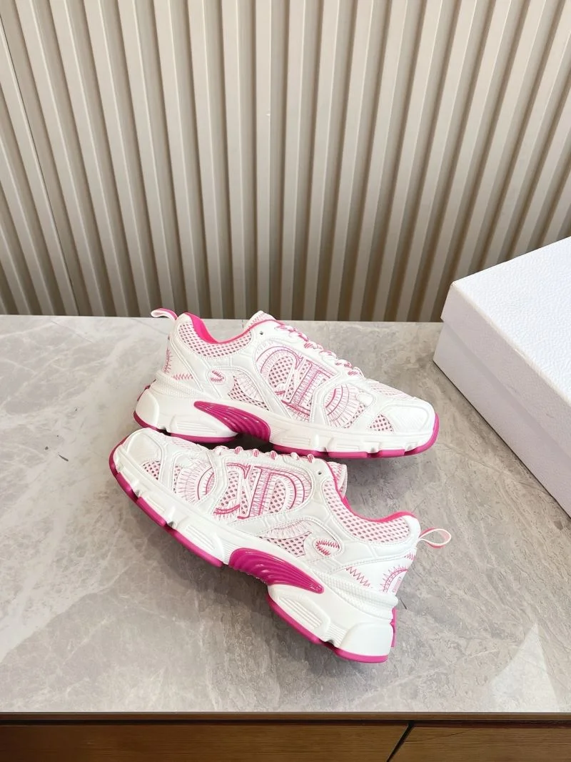 Legit Christian Dior Sneaker