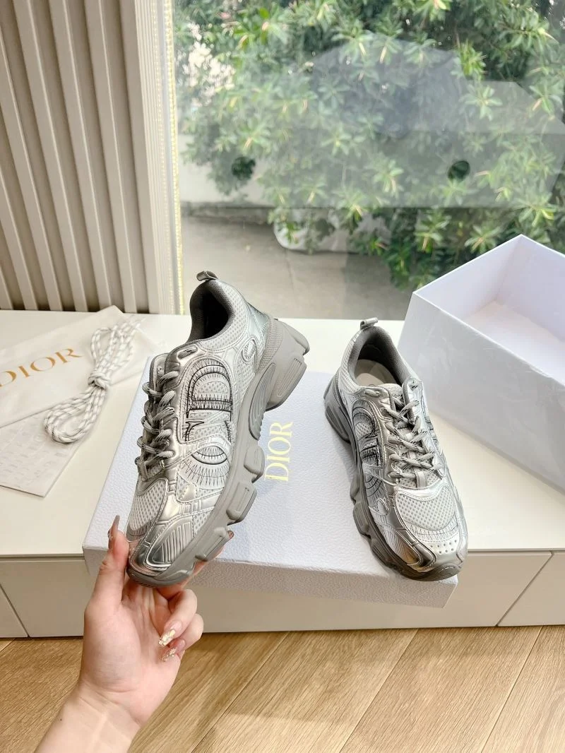 Discounted Christian Dior Sneaker