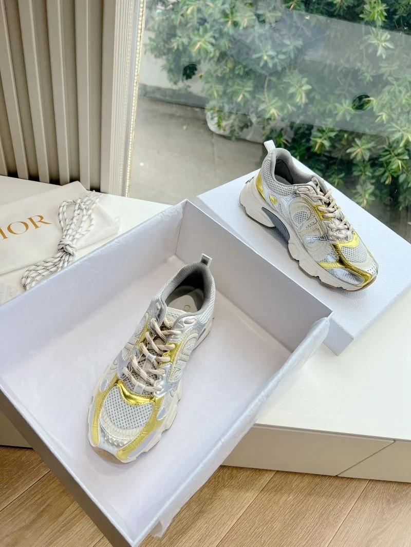 Economical Christian Dior Sneaker