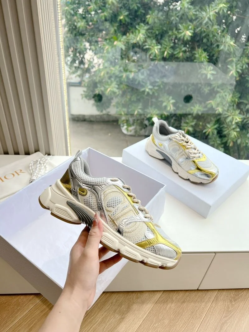 Economical Christian Dior Sneaker
