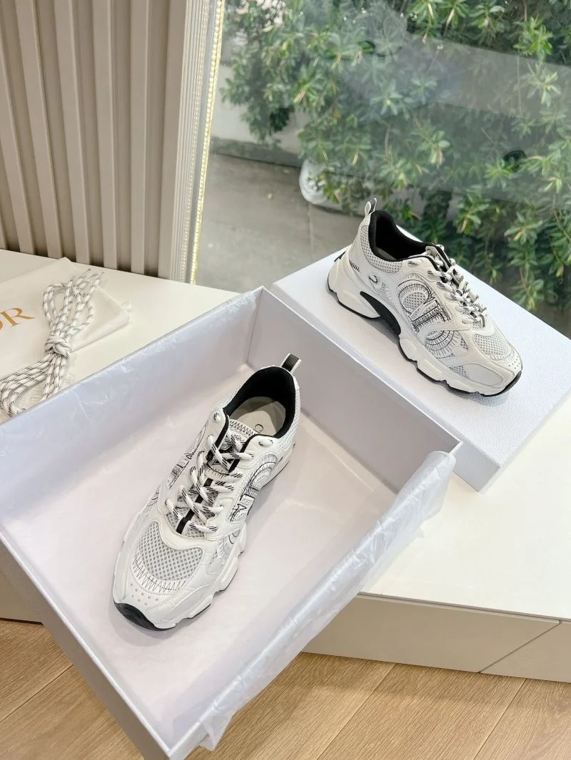 Economical Christian Dior Sneaker