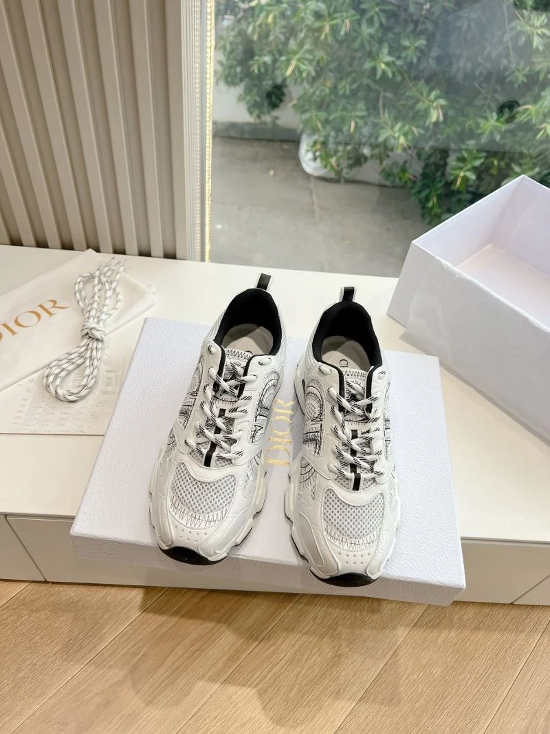 Economical Christian Dior Sneaker