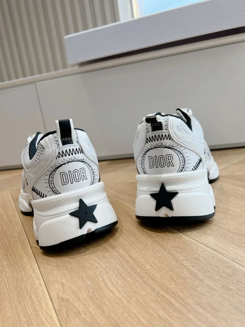 Economical Christian Dior Sneaker