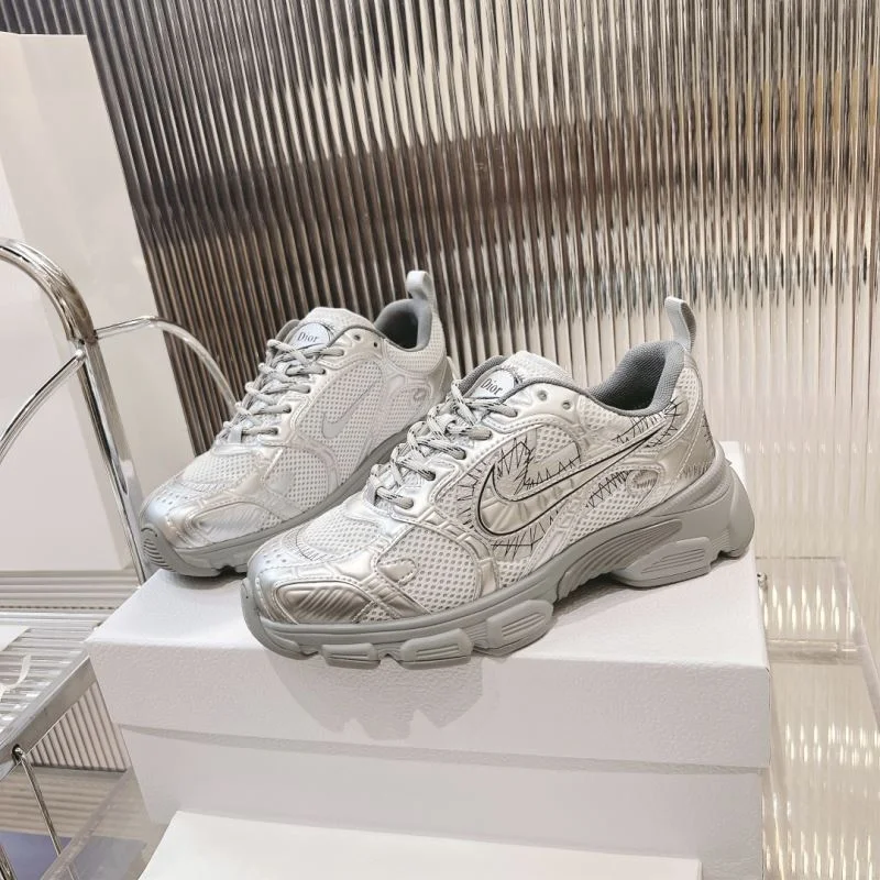 Low-cost Christian Dior Sneaker