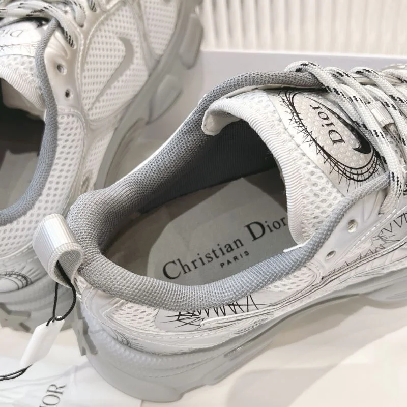 Low-cost Christian Dior Sneaker