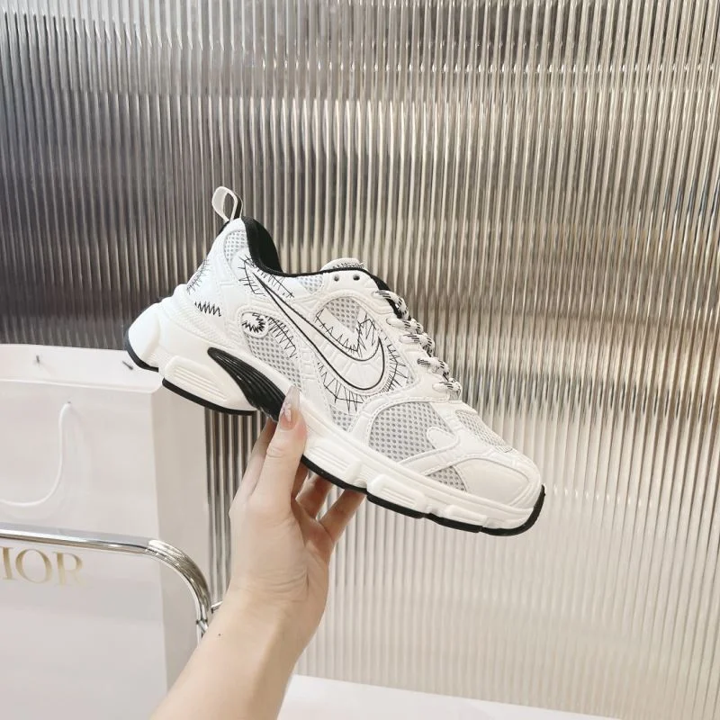 Affordable Christian Dior Sneaker