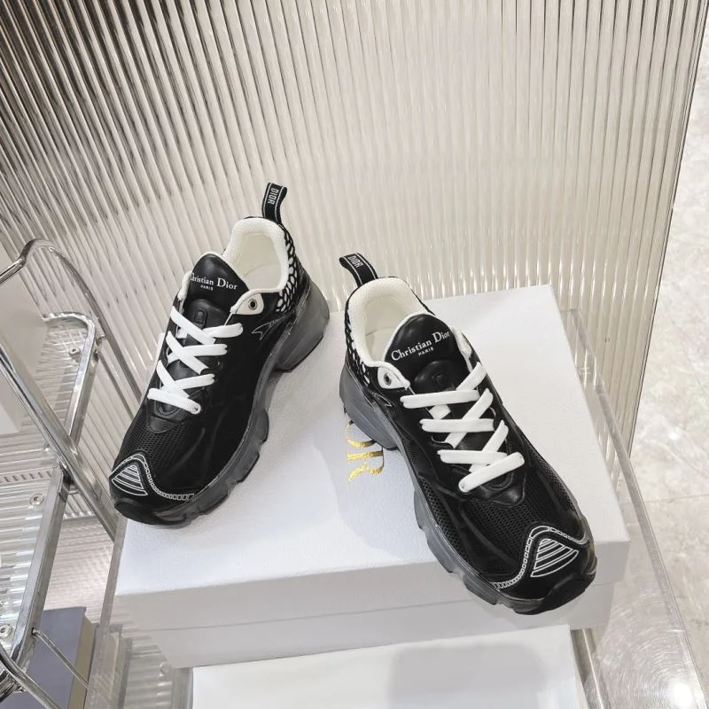 Indistinguishable Christian Dior Sneaker