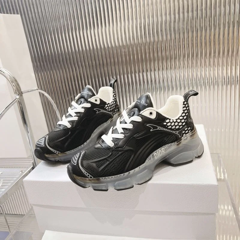 Indistinguishable Christian Dior Sneaker