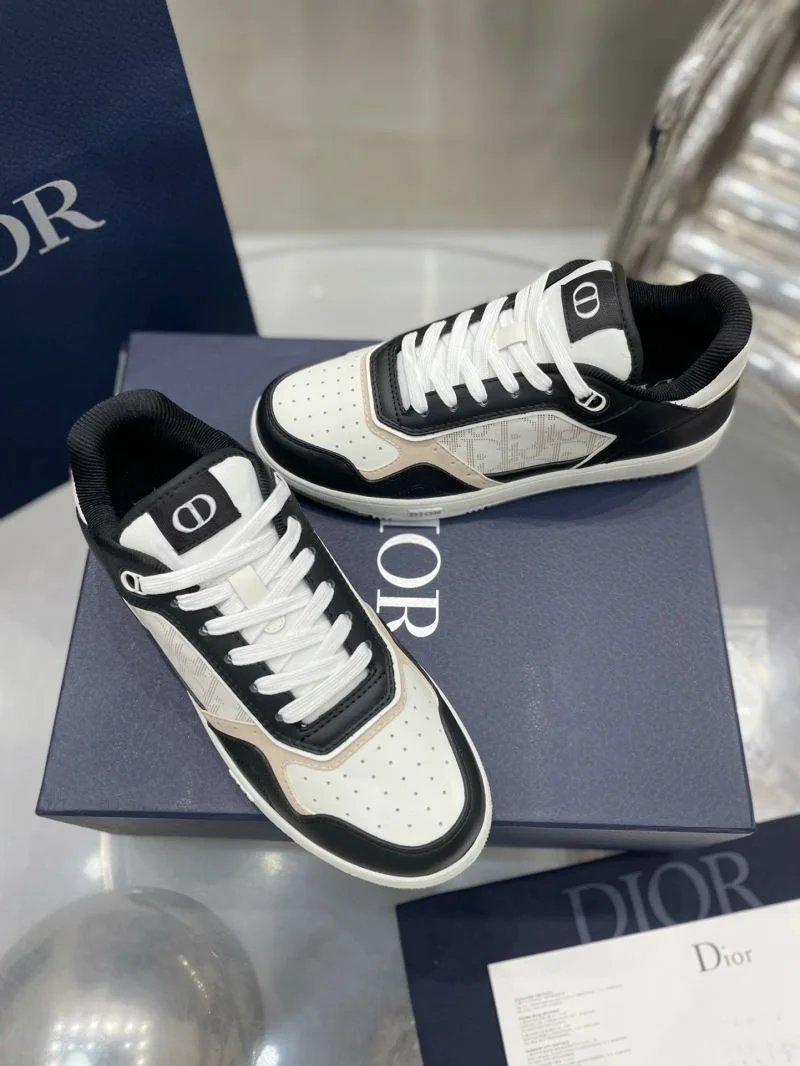 Inexpensive Christian Dior Sneaker