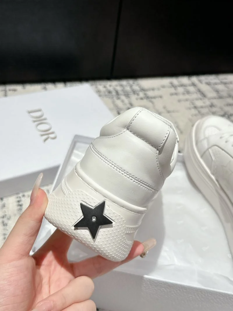 Bargain Christian Dior Sneaker