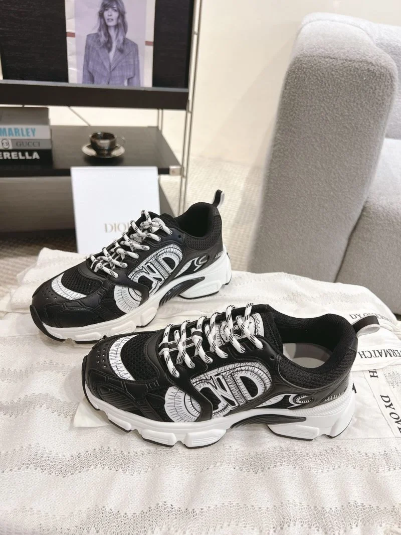 Real Christian Dior Sneaker