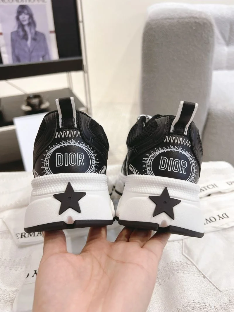 Real Christian Dior Sneaker