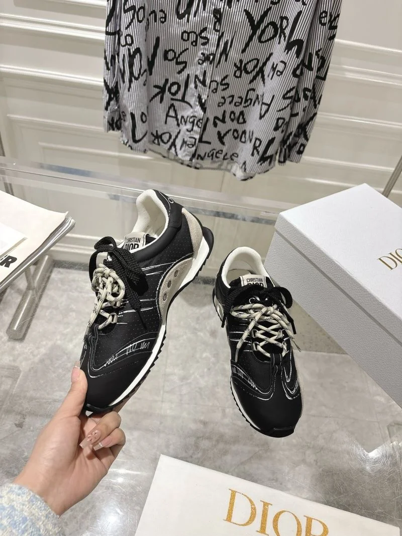 Indistinguishable Christian Dior Sneaker