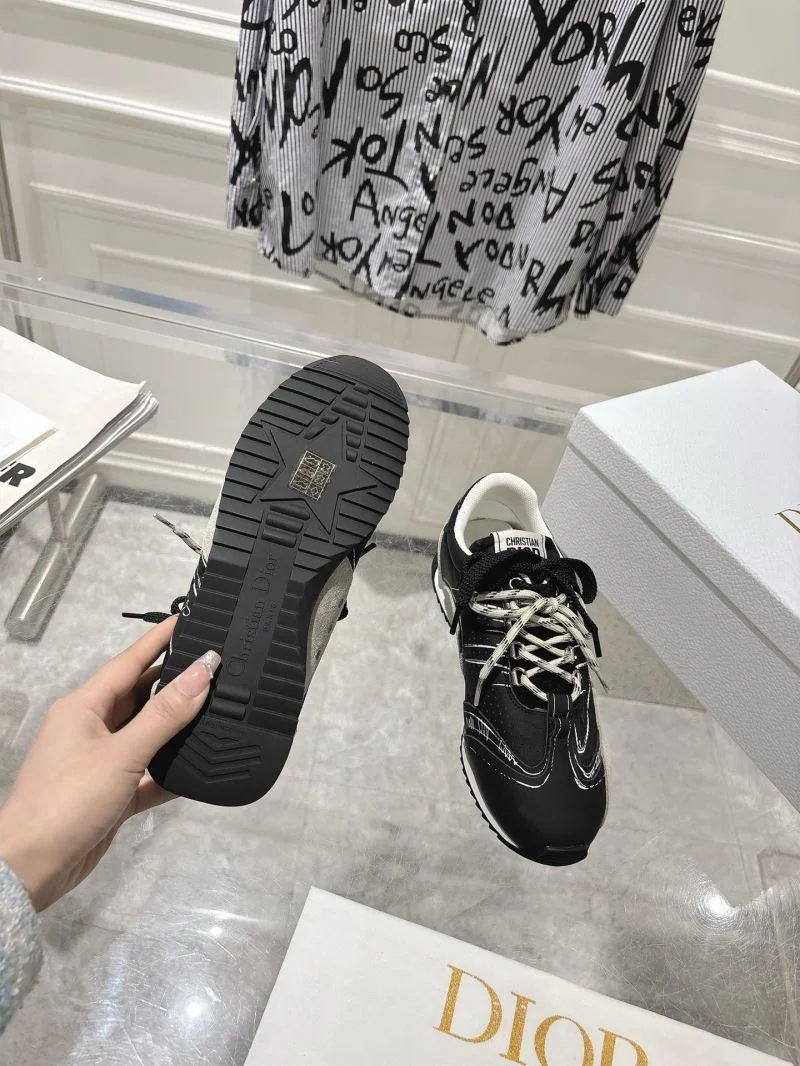 Indistinguishable Christian Dior Sneaker