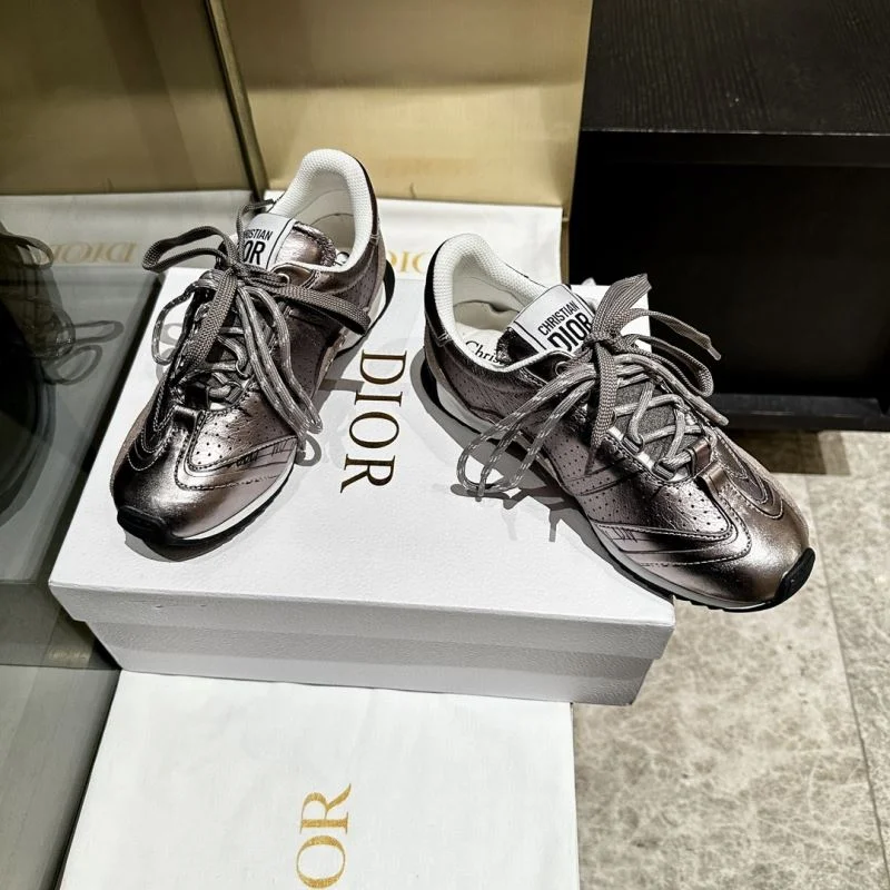 Economical Christian Dior Sneaker