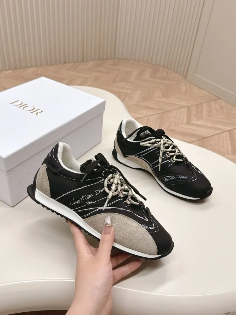 High fidelity Christian Dior Sneaker