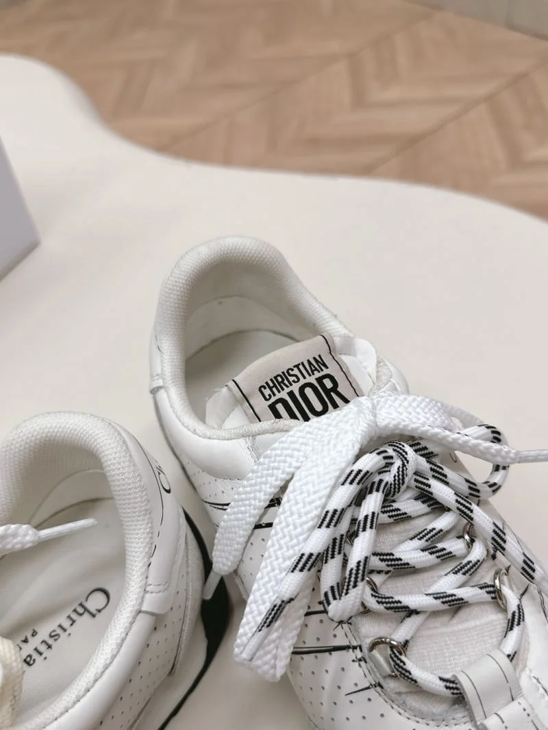Exact replica Christian Dior Sneaker