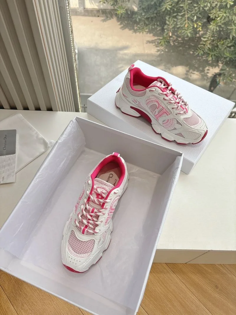 Indistinguishable Christian Dior Sneaker