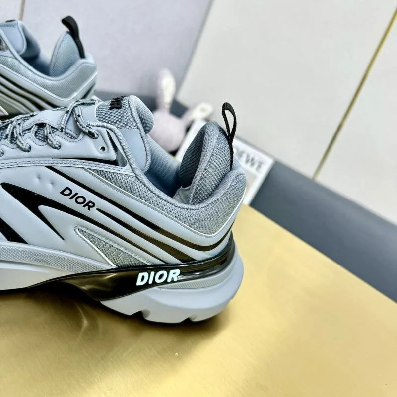 Bargain Christian Dior Sneaker