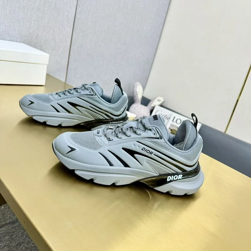 Bargain Christian Dior Sneaker