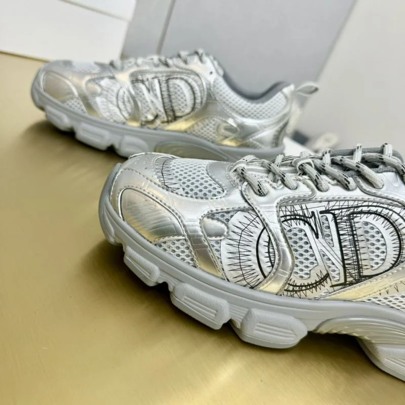 Exact replica Christian Dior Sneaker