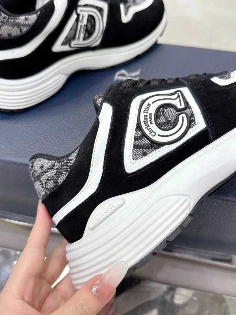 Real Christian Dior Sneaker