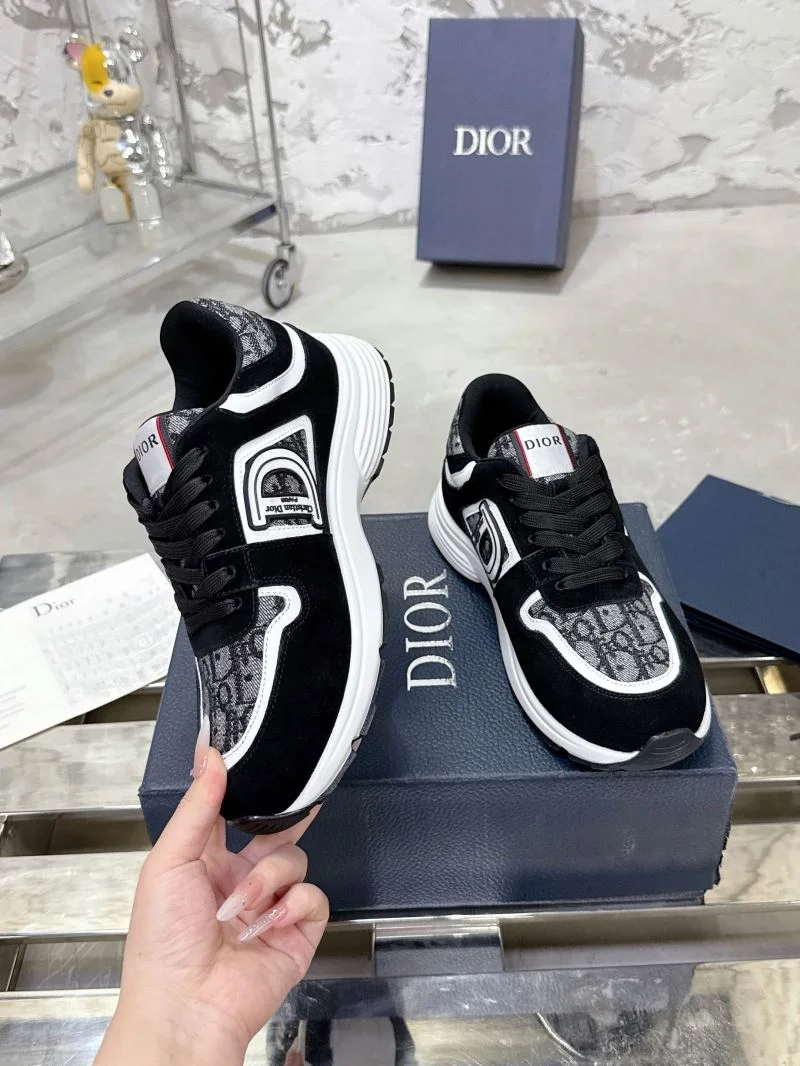 Real Christian Dior Sneaker