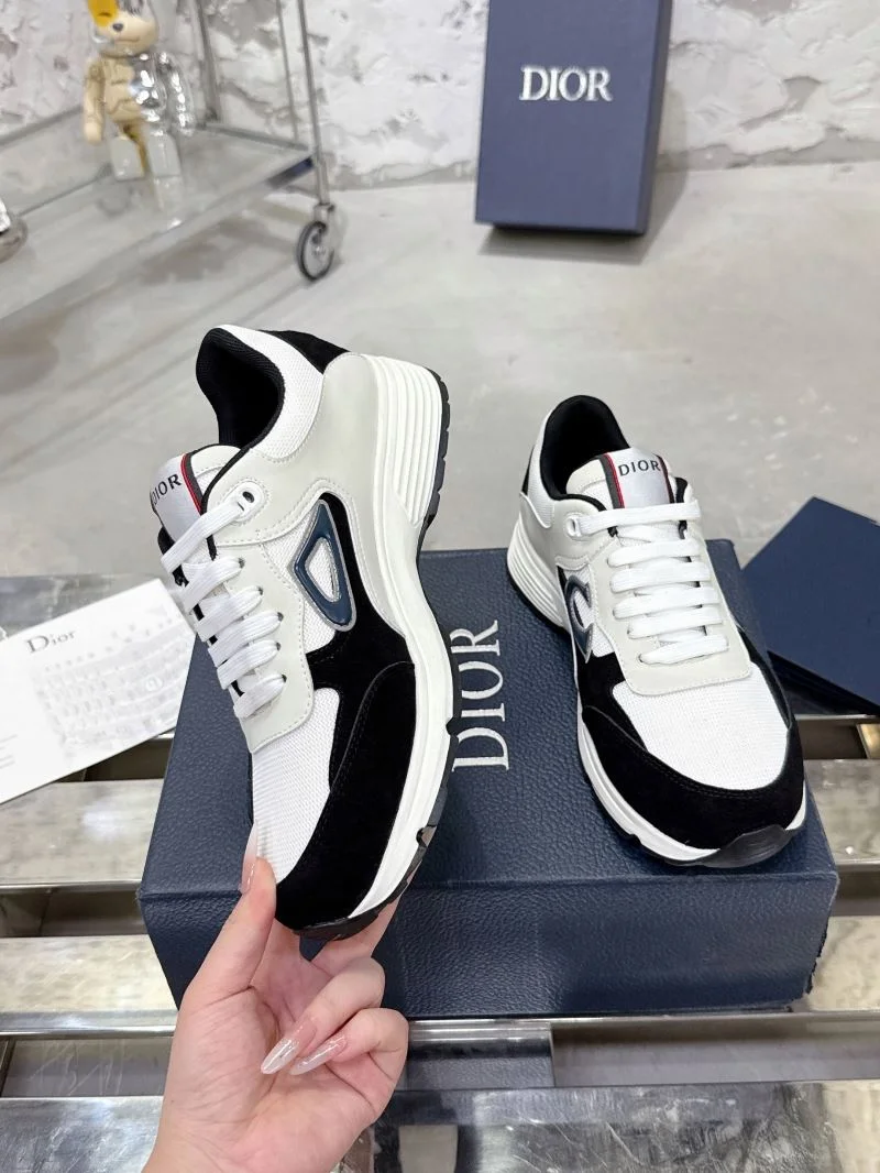 Bargain Christian Dior Sneaker