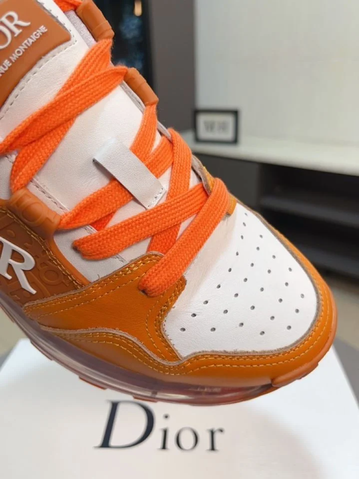 Bargain Christian Dior Sneaker