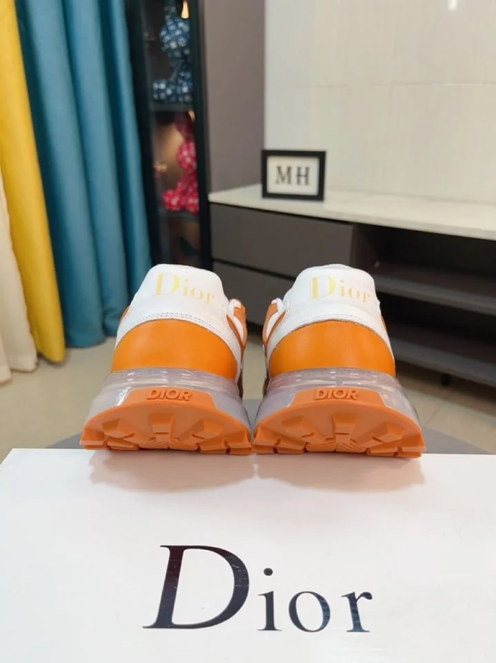 Bargain Christian Dior Sneaker