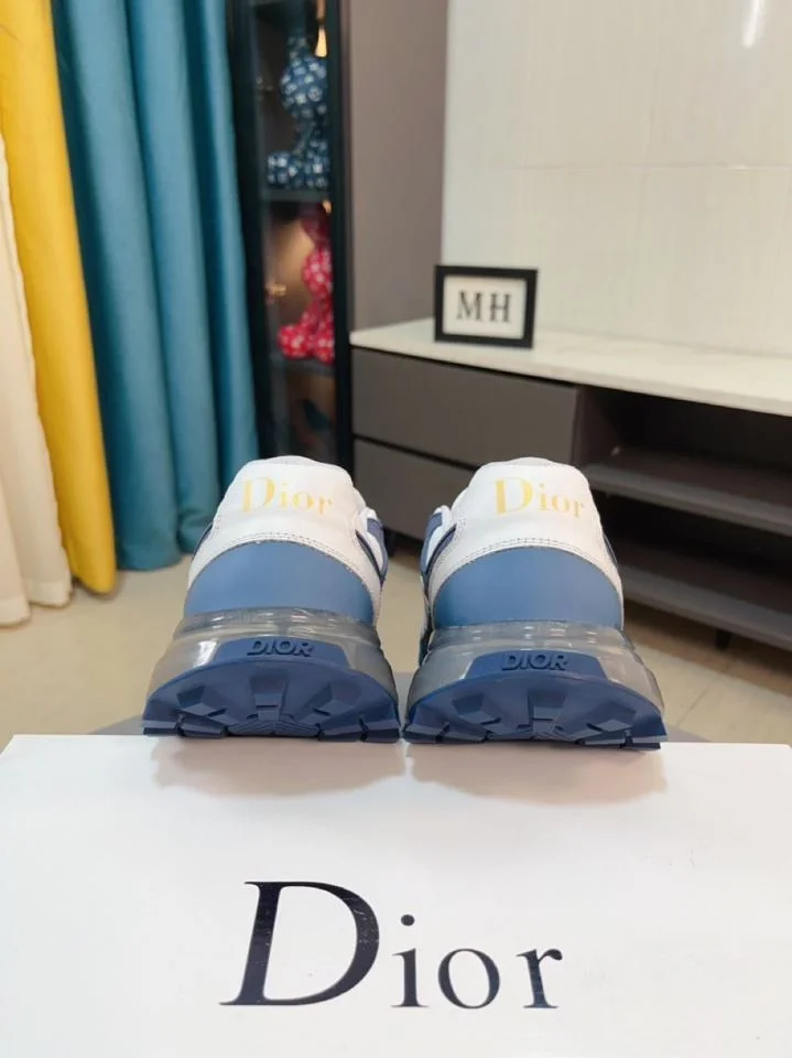 Real Christian Dior Sneaker