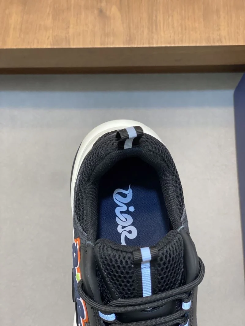 Bargain Christian Dior Sneaker