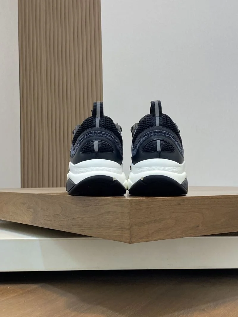 Bargain Christian Dior Sneaker