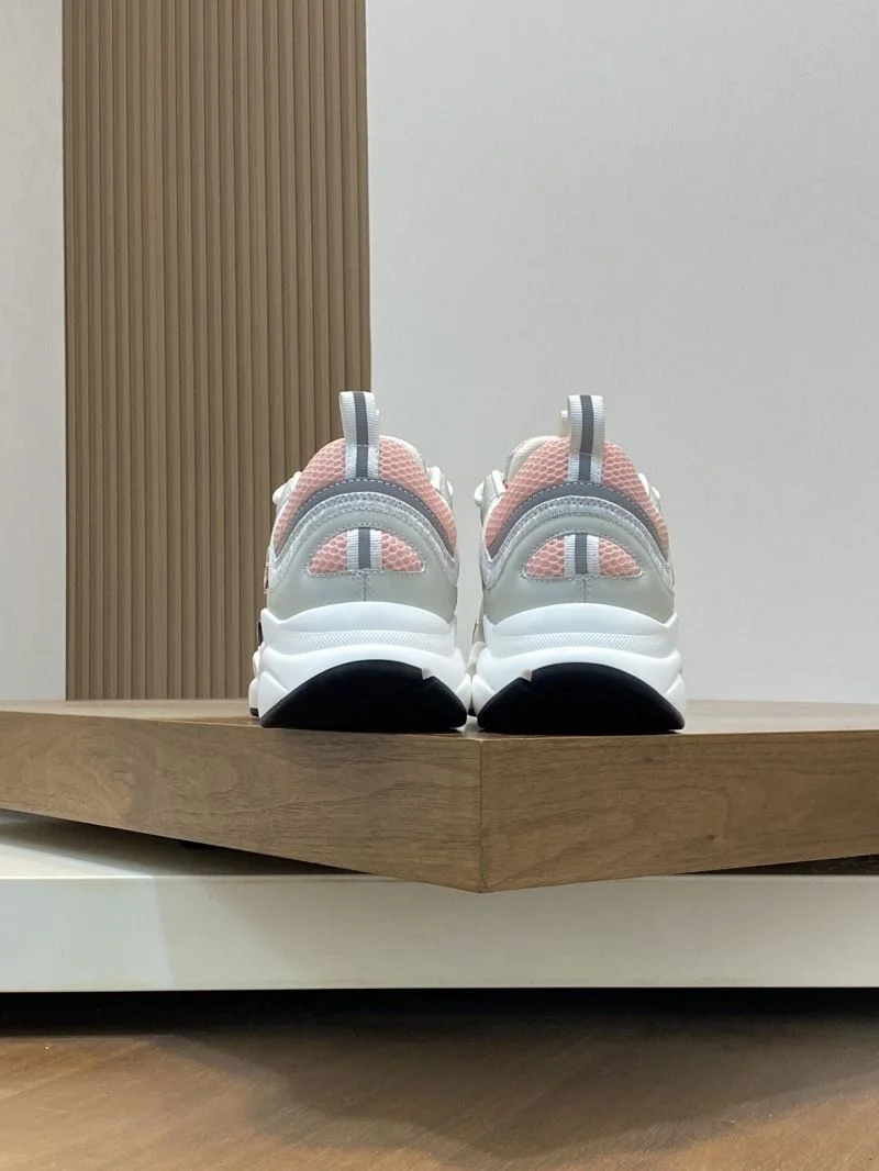 Discounted Christian Dior Sneaker