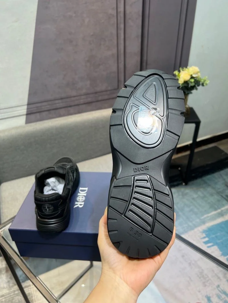 Economical Christian Dior Sneaker