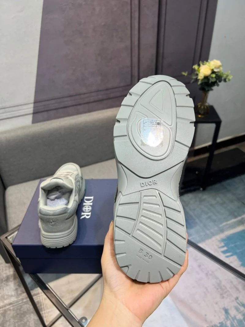 Budget-friendly Christian Dior Sneaker