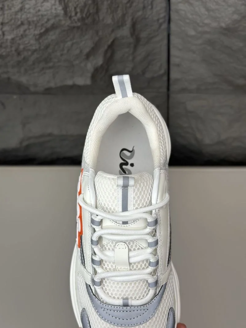Legit Christian Dior Sneaker
