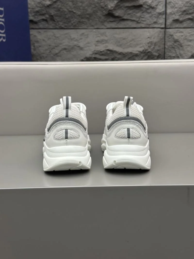 Legit Christian Dior Sneaker