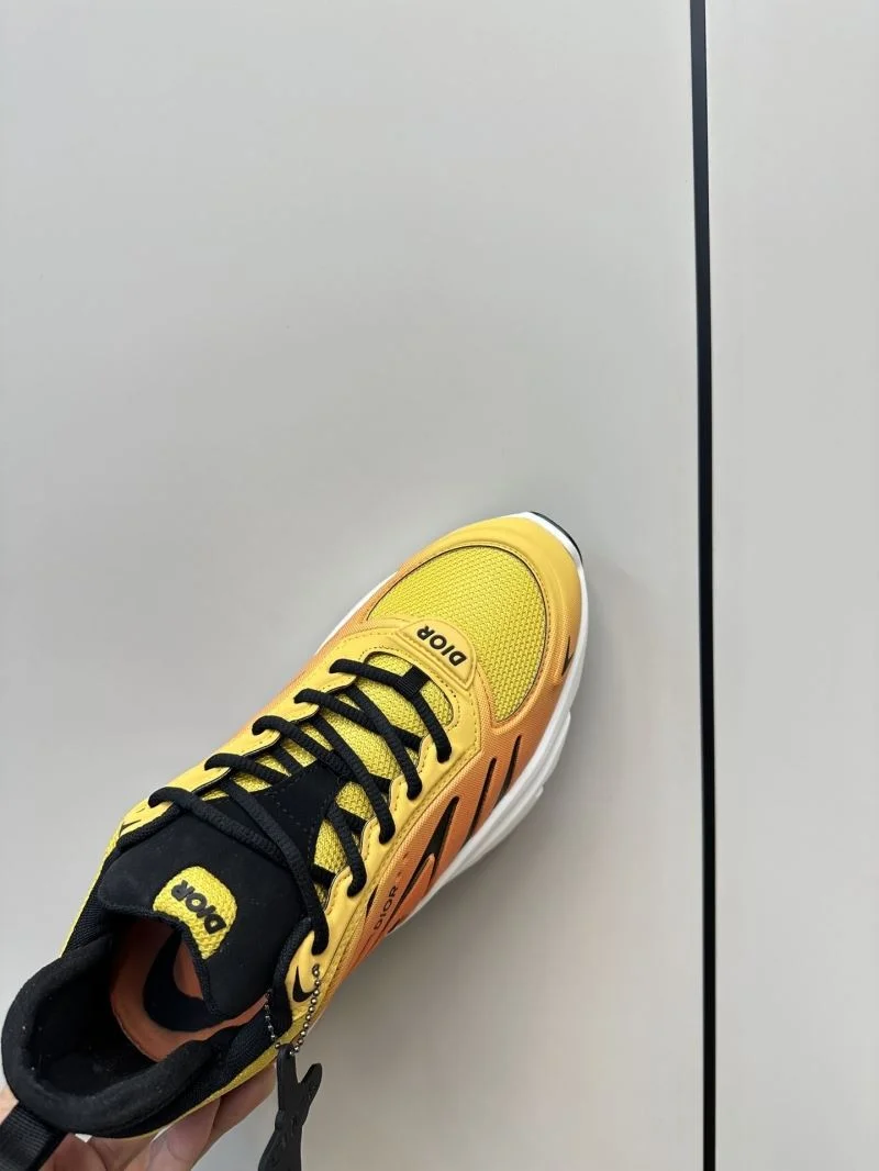 Real Christian Dior Sneaker