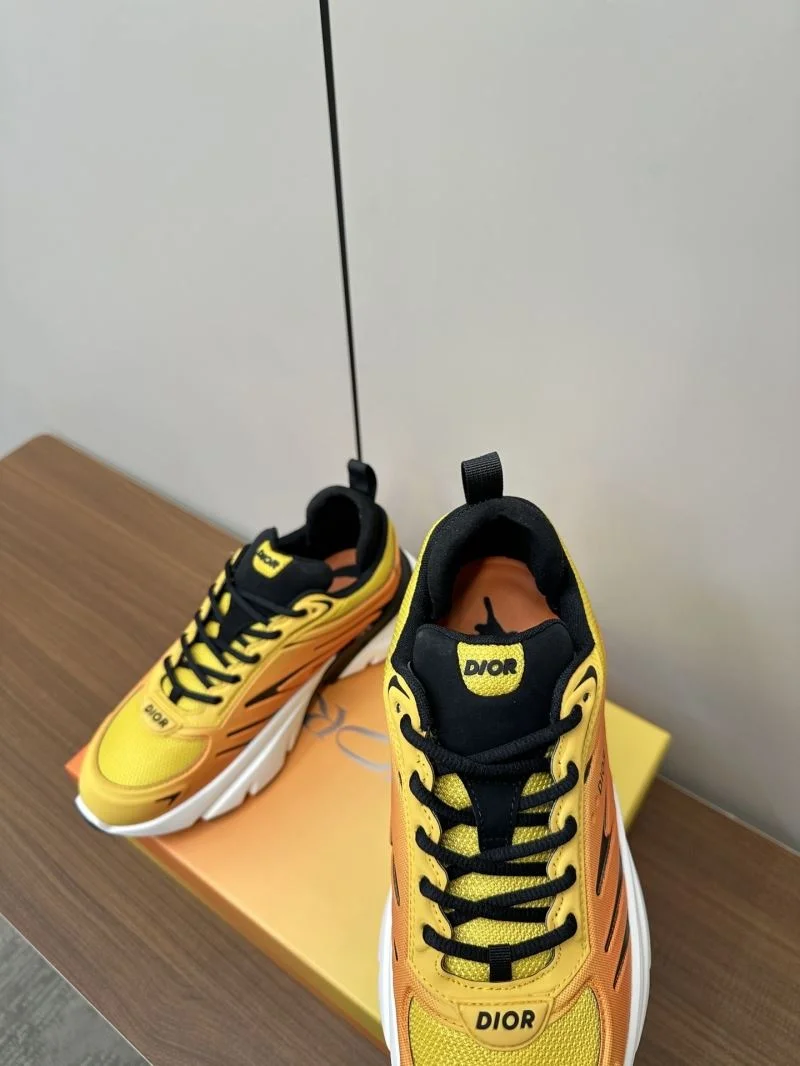 Real Christian Dior Sneaker