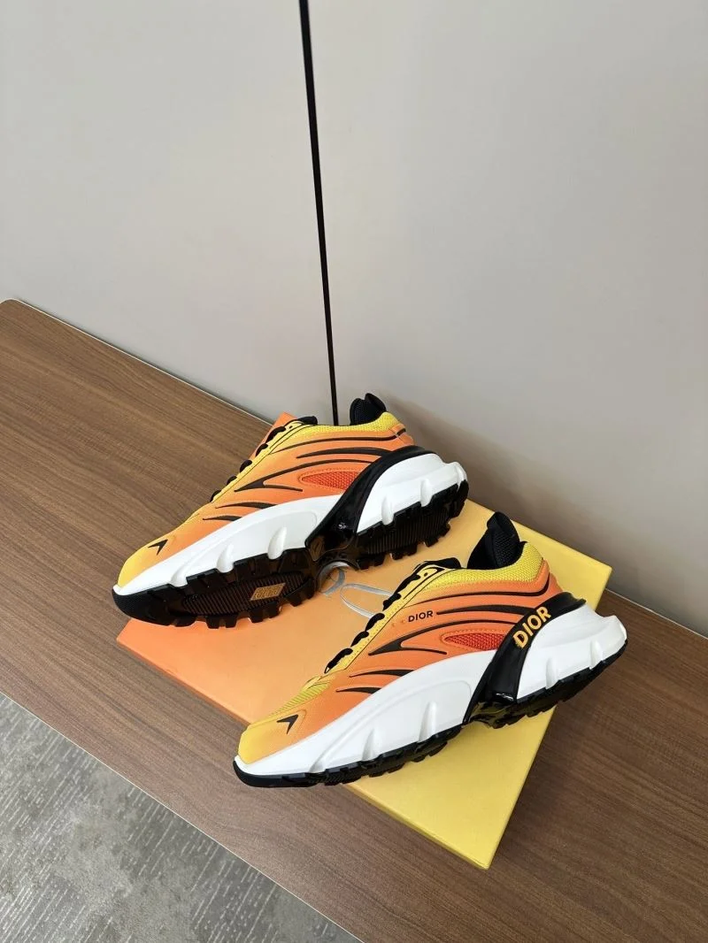 Real Christian Dior Sneaker