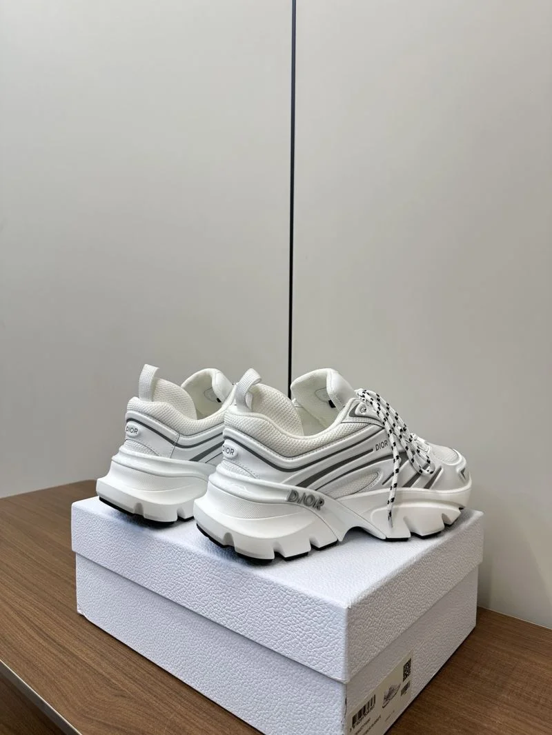 Precise copy Christian Dior Sneaker