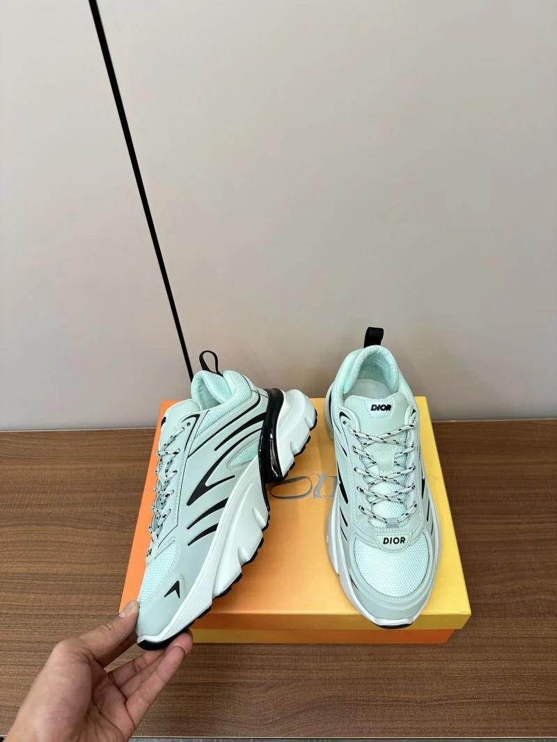 Factory-made Christian Dior Sneaker