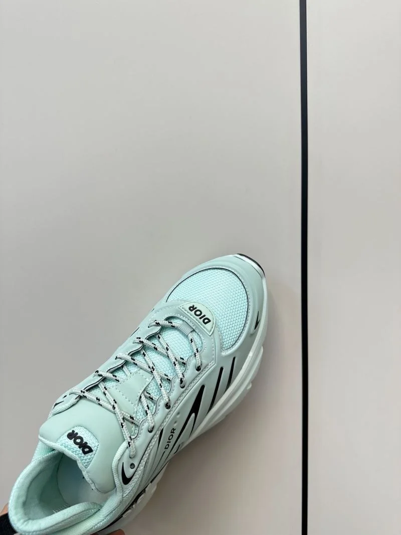 Factory-made Christian Dior Sneaker