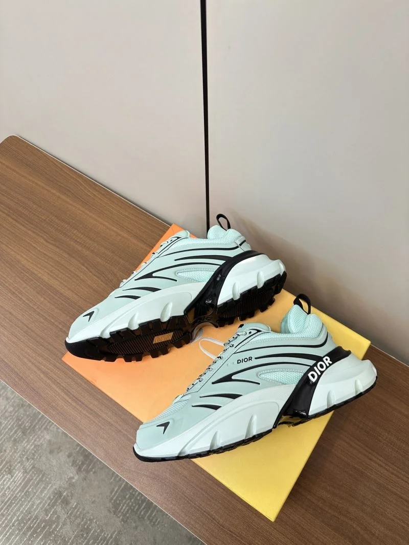 Factory-made Christian Dior Sneaker